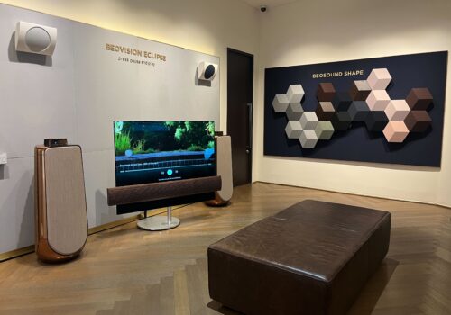 Boonlapo – Bang & Olufsen (B&O) Contact Us